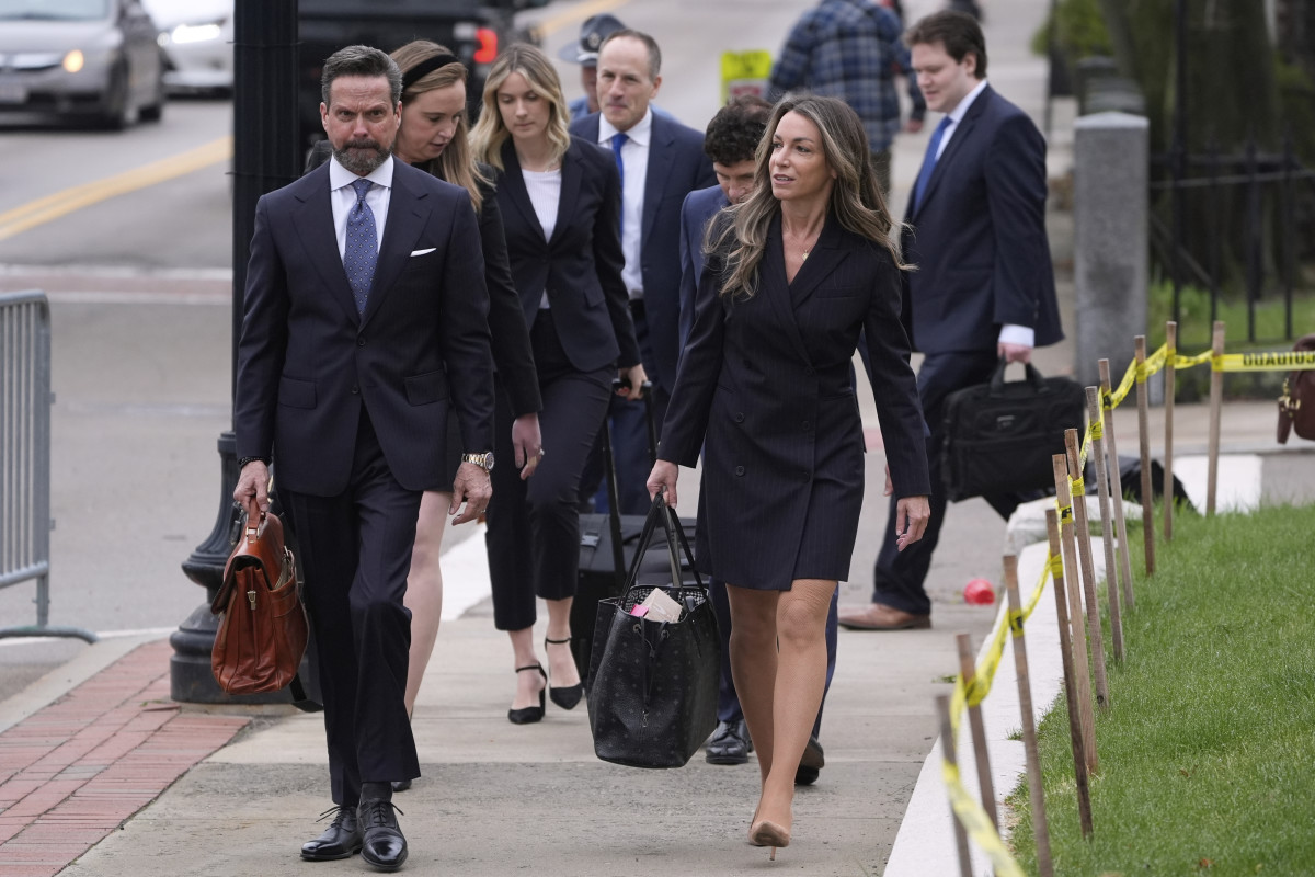 Karen Read Retrial: Shocking Testimony on Day 2 - LAmag Karen Read Retrial: Shocking Testimony on Day 2 - LAmag